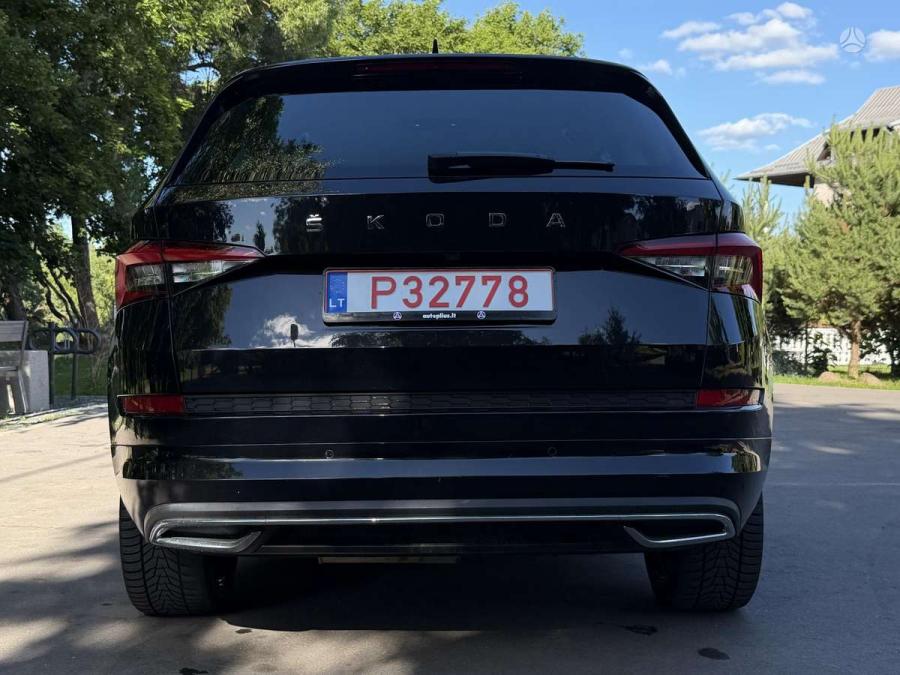 Black Skoda Kodiaq 2021 in Taurage, with an engine capacity of 1.97 L and mileage of 212 thousand km for 22600 €, photo 5 on AUTOMOTO.COM.LV