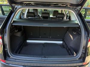 Black Skoda Kodiaq 2021 in Taurage, with an engine capacity of 1.97 L and mileage of 212 thousand km for 22600 €, photo 27 on AUTOMOTO.COM.LV