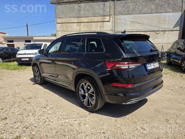 Black Skoda Kodiaq 2021 in Rezekne, with an engine capacity of 2.00 L and mileage of 0 thousand km for 28900 €, photo 5 on AUTOMOTO.COM.LV