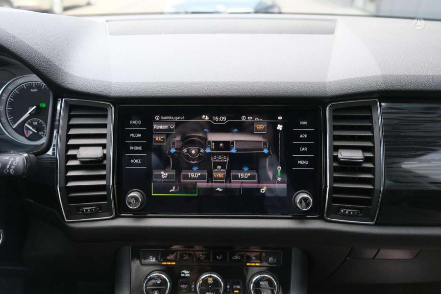 Черный Шкода Kodiaq 2021 в Вильнюс, объемом двигателя 1.97 л и пробегом 215 тыс. км за 21900 €, фото 12 на AUTOMOTO.COM.LV