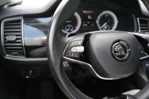 Черный Шкода Kodiaq 2021 в Вильнюс, объемом двигателя 1.97 л и пробегом 215 тыс. км за 21900 €, фото 21 на AUTOMOTO.COM.LV
