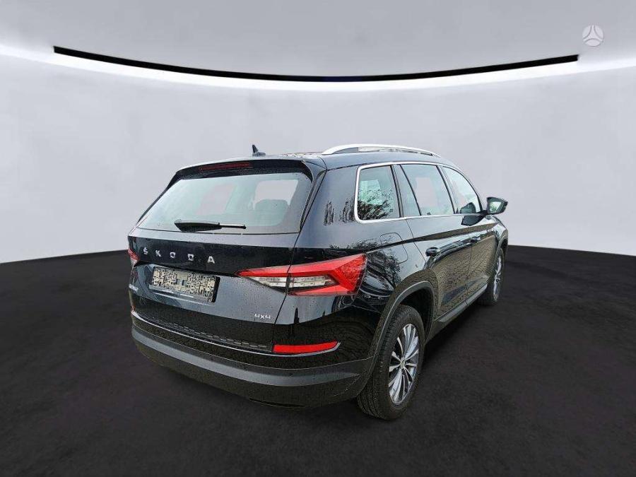 Черный Шкода Kodiaq 2021 в Вильнюс, объемом двигателя 1.97 л и пробегом 189 тыс. км за 21200 €, фото 4 на AUTOMOTO.COM.LV