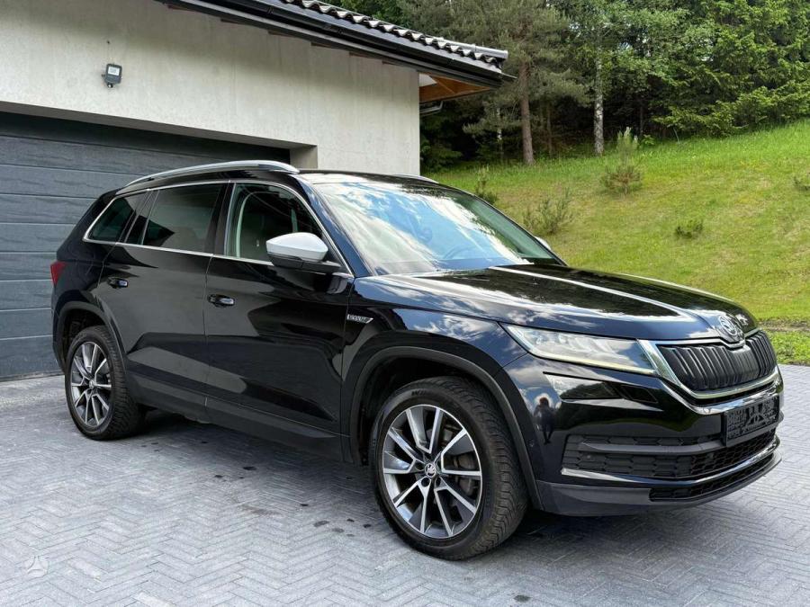 Melns Skoda Kodiaq 2021 Utena, ar dzinēja tilpumu 1.97 L un nobraukumu 238 tūkst. km par 17950 €, foto 4 vietnē AUTOMOTO.COM.LV