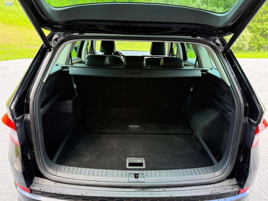 Melns Skoda Kodiaq 2021 Utena, ar dzinēja tilpumu 1.97 L un nobraukumu 238 tūkst. km par 17950 €, foto 12 vietnē AUTOMOTO.COM.LV
