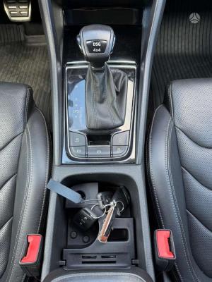 Melns Skoda Kodiaq 2021 Utena, ar dzinēja tilpumu 1.97 L un nobraukumu 238 tūkst. km par 17950 €, foto 18 vietnē AUTOMOTO.COM.LV