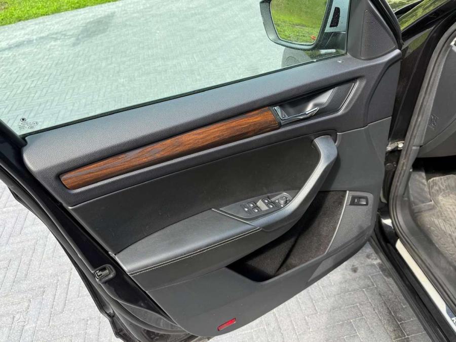 Melns Skoda Kodiaq 2021 Utena, ar dzinēja tilpumu 1.97 L un nobraukumu 238 tūkst. km par 17950 €, foto 23 vietnē AUTOMOTO.COM.LV