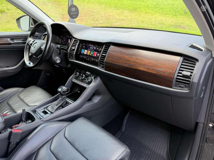 Melns Skoda Kodiaq 2021 Utena, ar dzinēja tilpumu 1.97 L un nobraukumu 238 tūkst. km par 17950 €, foto 24 vietnē AUTOMOTO.COM.LV