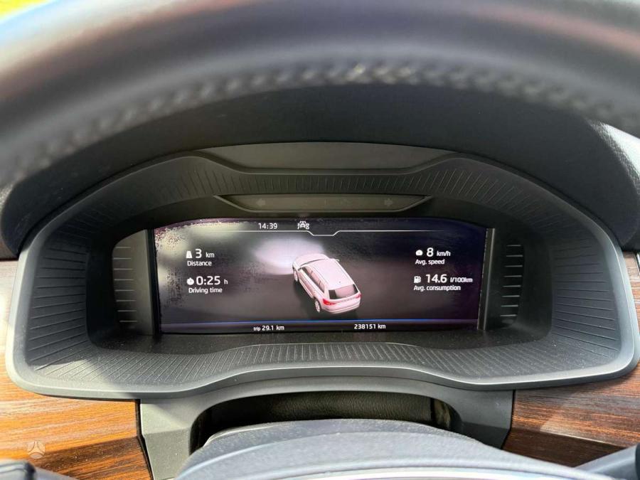 Melns Skoda Kodiaq 2021 Utena, ar dzinēja tilpumu 1.97 L un nobraukumu 238 tūkst. km par 17950 €, foto 30 vietnē AUTOMOTO.COM.LV