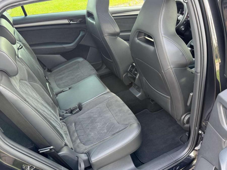 Black Skoda Kodiaq 2021 in Taurage, with an engine capacity of 1.97 L and mileage of 180 thousand km for 22500 €, photo 16 on AUTOMOTO.COM.LV