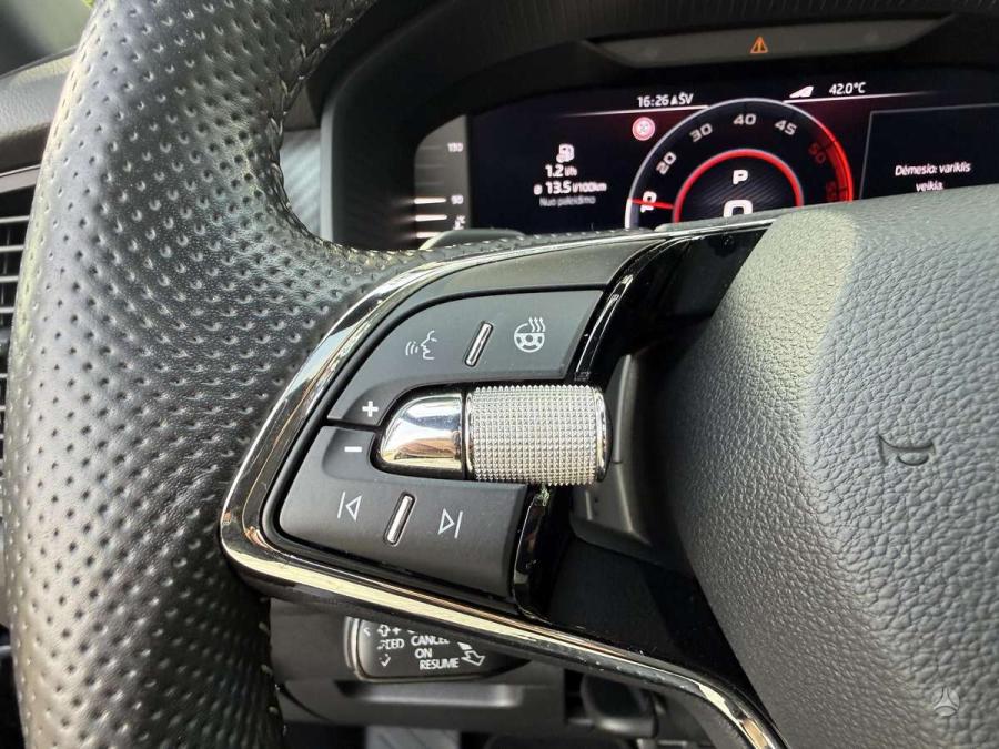 Black Skoda Kodiaq 2021 in Taurage, with an engine capacity of 1.97 L and mileage of 180 thousand km for 22500 €, photo 22 on AUTOMOTO.COM.LV