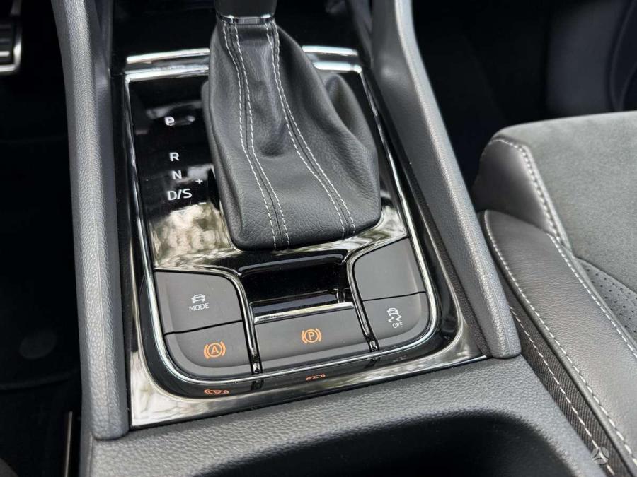 Black Skoda Kodiaq 2021 in Taurage, with an engine capacity of 1.97 L and mileage of 180 thousand km for 22500 €, photo 24 on AUTOMOTO.COM.LV
