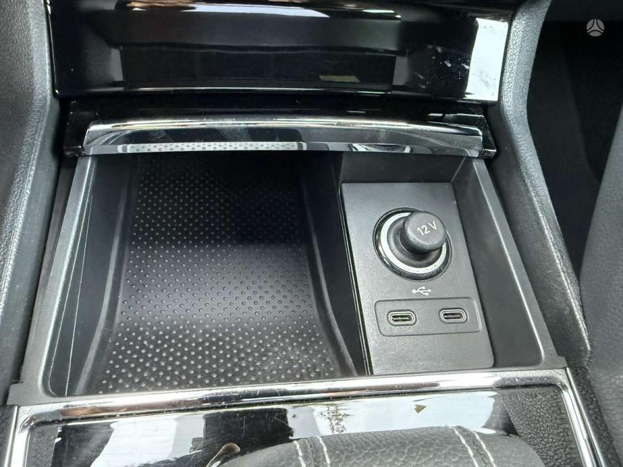 Black Skoda Kodiaq 2021 in Taurage, with an engine capacity of 1.97 L and mileage of 180 thousand km for 22500 €, photo 25 on AUTOMOTO.COM.LV