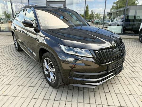 Melns Skoda Kodiaq 2021 Kauņa, ar dzinēja tilpumu 1.50 L un nobraukumu 159 tūkst. km par 19900 €, foto 2 vietnē AUTOMOTO.COM.LV