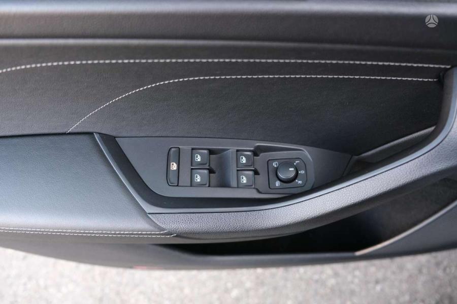 Melns Skoda Kodiaq 2021 Viļņa, ar dzinēja tilpumu 1.97 L un nobraukumu 164 tūkst. km par 25950 €, foto 24 vietnē AUTOMOTO.COM.LV