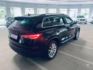 Черный Шкода Kodiaq 2021 в Вильнюс, объемом двигателя 1.97 л и пробегом 130 тыс. км за 25900 €, фото 5 на AUTOMOTO.COM.LV