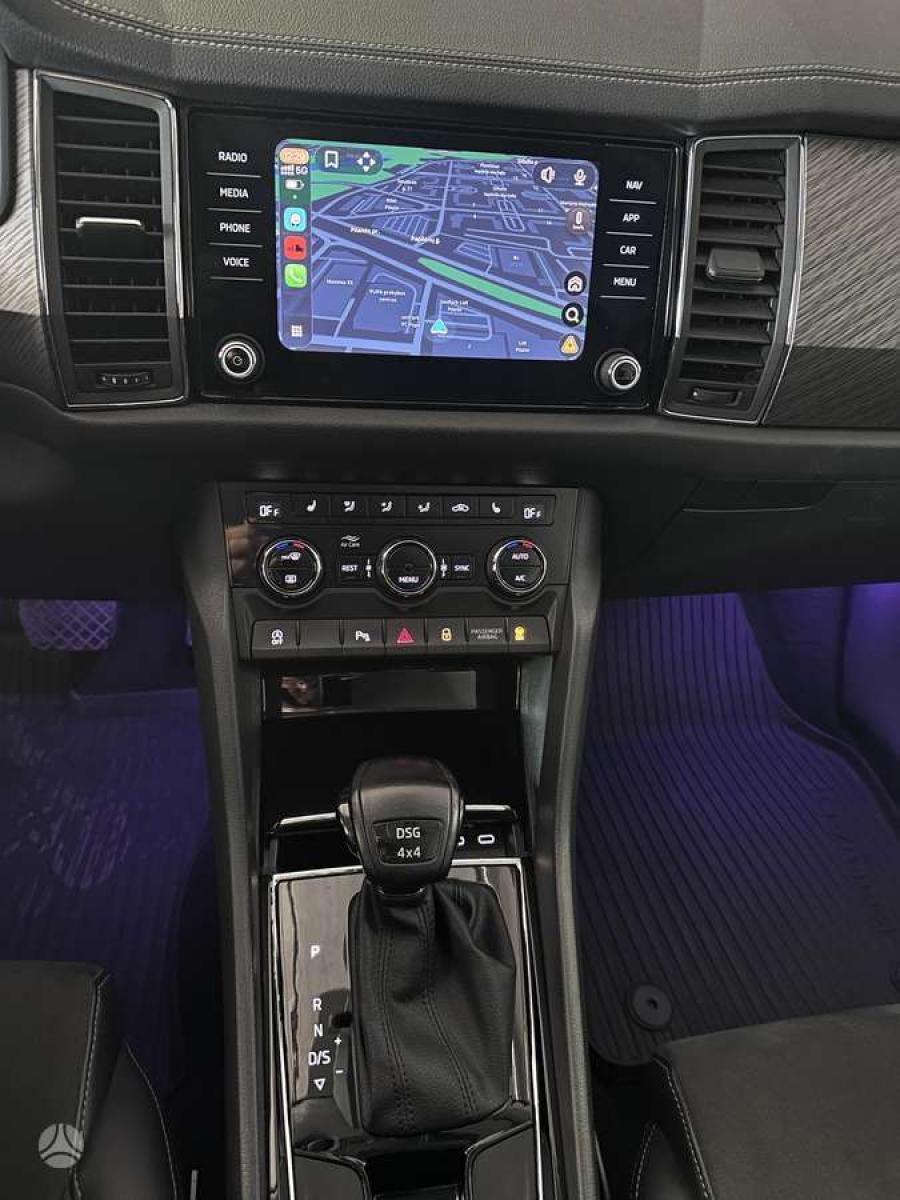 Черный Шкода Kodiaq 2021 в Вильнюс, объемом двигателя 1.97 л и пробегом 130 тыс. км за 25900 €, фото 12 на AUTOMOTO.COM.LV