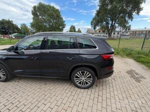 Черный Шкода Kodiaq 2021 в Рига, объемом двигателя 1.50 л и пробегом 112 тыс. км за 28900 €, фото 12 на AUTOMOTO.COM.LV