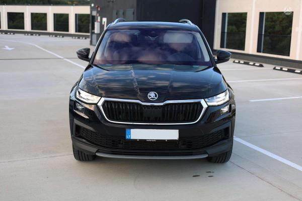 Black Skoda Kodiaq 2021 in Vilnius, with an engine capacity of 1.97 L and mileage of 130 thousand km for 24900 €, photo 3 on AUTOMOTO.COM.LV