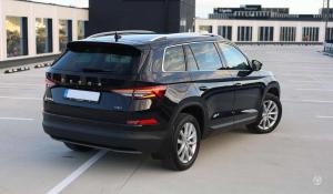Черный Шкода Kodiaq 2021 в Вильнюс, объемом двигателя 1.97 л и пробегом 130 тыс. км за 24900 €, фото 4 на AUTOMOTO.COM.LV