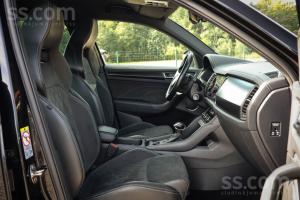 Melns Skoda Kodiaq 2021 Tukums, ar dzinēja tilpumu 1.50 L un nobraukumu 195 tūkst. km par 19790 €, foto 9 vietnē AUTOMOTO.COM.LV