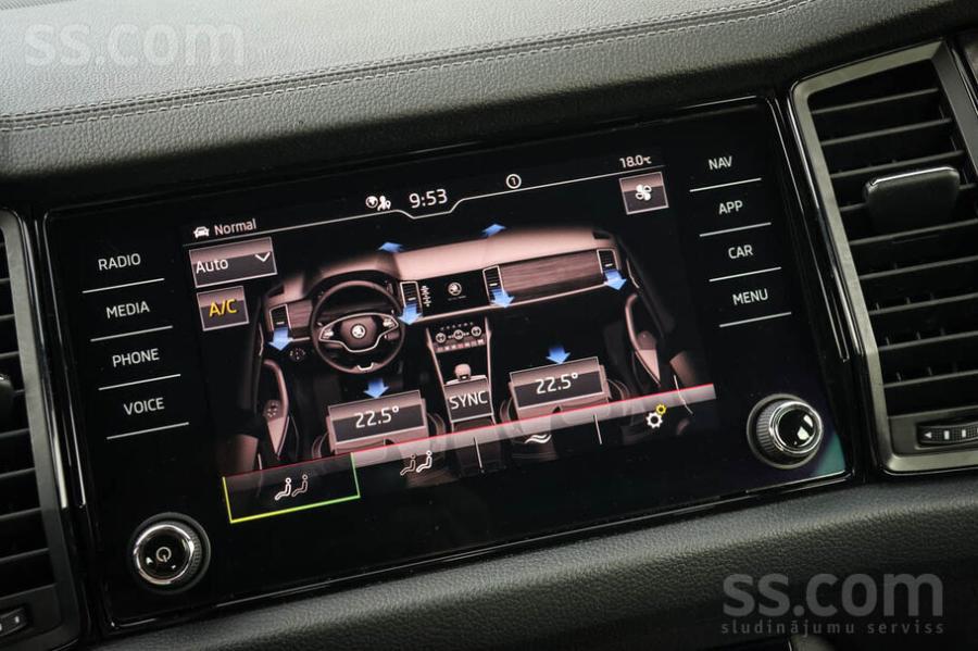 Melns Skoda Kodiaq 2021 Tukums, ar dzinēja tilpumu 1.50 L un nobraukumu 195 tūkst. km par 19790 €, foto 19 vietnē AUTOMOTO.COM.LV