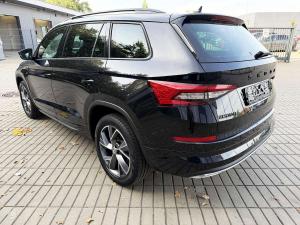 Black Skoda Kodiaq 2021 in Kaunas, with an engine capacity of 1.50 L and mileage of 277 thousand km for 18500 €, photo 4 on AUTOMOTO.COM.LV