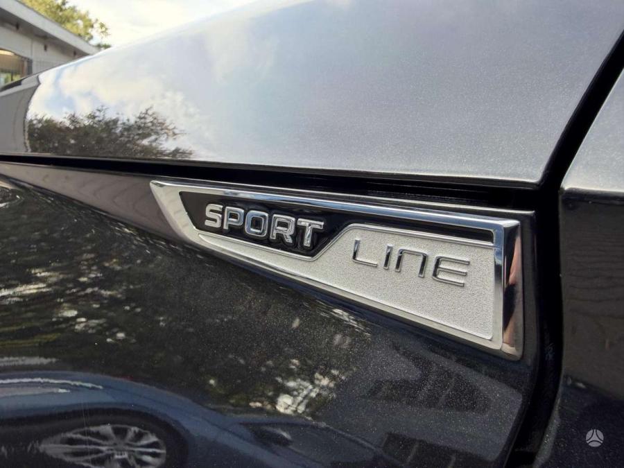 Black Skoda Kodiaq 2021 in Kaunas, with an engine capacity of 1.50 L and mileage of 277 thousand km for 18500 €, photo 6 on AUTOMOTO.COM.LV