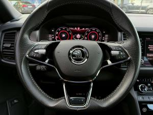Black Skoda Kodiaq 2021 in Kaunas, with an engine capacity of 1.50 L and mileage of 277 thousand km for 18500 €, photo 9 on AUTOMOTO.COM.LV