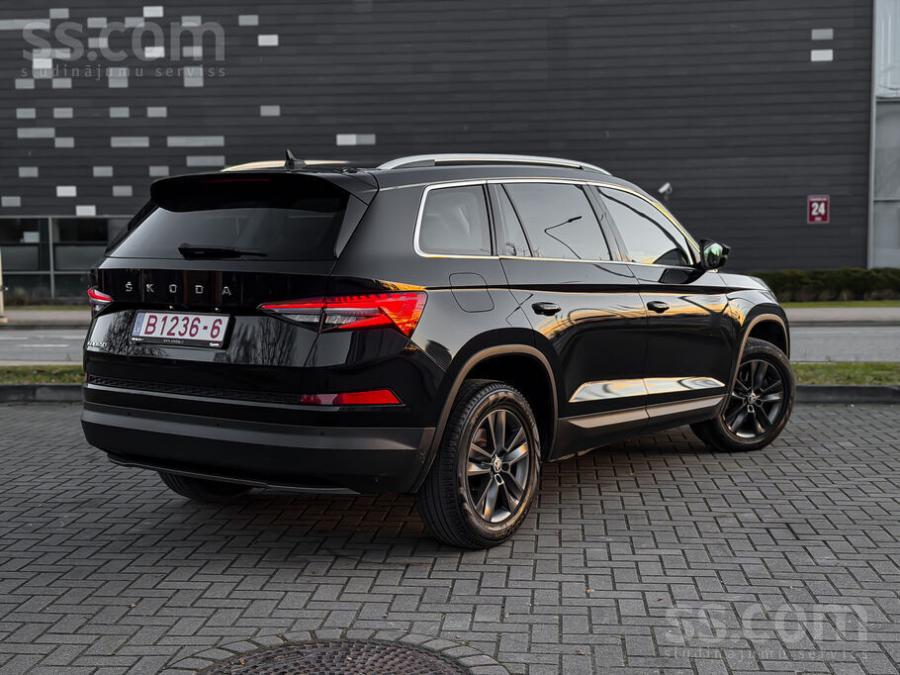 Black Skoda Kodiaq 2022 in Jelgava, with an engine capacity of 2.00 L and mileage of 0 thousand km for 26900 €, photo 6 on AUTOMOTO.COM.LV
