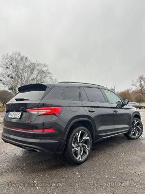 Черный Шкода Kodiaq 2022 в Таллин, объемом двигателя 2.00 л и пробегом 72 тыс. км за 33500 €, фото 2 на AUTOMOTO.COM.LV