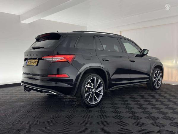 Melns Skoda Kodiaq 2022 Šauļi, ar dzinēja tilpumu 1.50 L un nobraukumu 187 tūkst. km par 26990 €, foto 4 vietnē AUTOMOTO.COM.LV