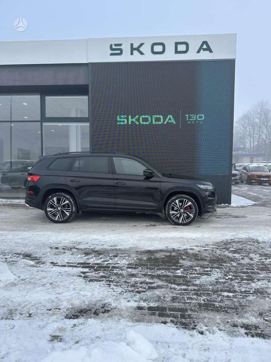 Melns Skoda Kodiaq 2022 Klaipėda, ar dzinēja tilpumu 1.98 L un nobraukumu 166 tūkst. km par 32800 €, foto 1 vietnē AUTOMOTO.COM.LV