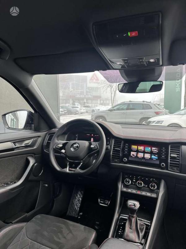 Black Skoda Kodiaq 2022 in Klaipeda, with an engine capacity of 1.98 L and mileage of 166 thousand km for 32800 €, photo 10 on AUTOMOTO.COM.LV