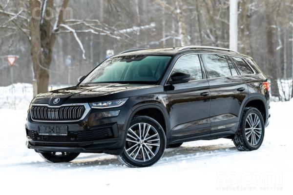 Черный Шкода Kodiaq 2022 в Рига, объемом двигателя 2.00 л и пробегом 182 тыс. км за 28000 €, фото 1 на AUTOMOTO.COM.LV
