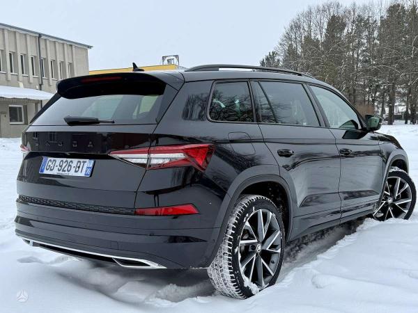 Melns Skoda Kodiaq 2022 Tauragė, ar dzinēja tilpumu 1.97 L un nobraukumu 252 tūkst. km par 23900 €, foto 7 vietnē AUTOMOTO.COM.LV