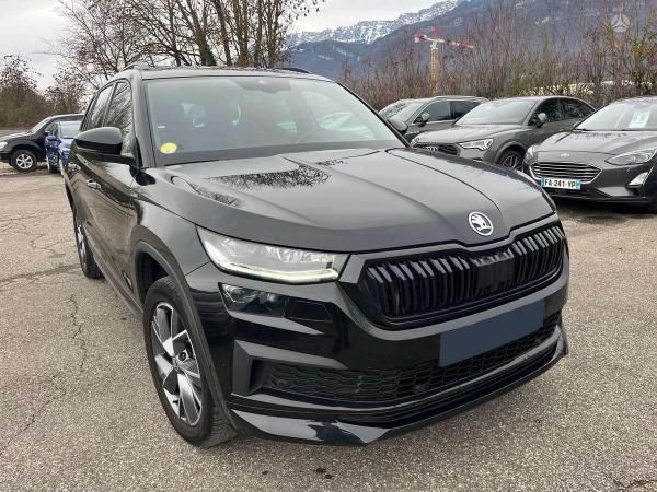 Melns Skoda Kodiaq 2022 Kauņa, ar dzinēja tilpumu 2.00 L un nobraukumu 157 tūkst. km par 26800 €, foto 3 vietnē AUTOMOTO.COM.LV