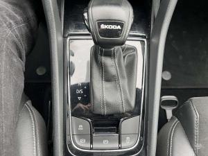 Black Skoda Kodiaq 2022 in Kaunas, with an engine capacity of 2.00 L and mileage of 157 thousand km for 26800 €, photo 11 on AUTOMOTO.COM.LV