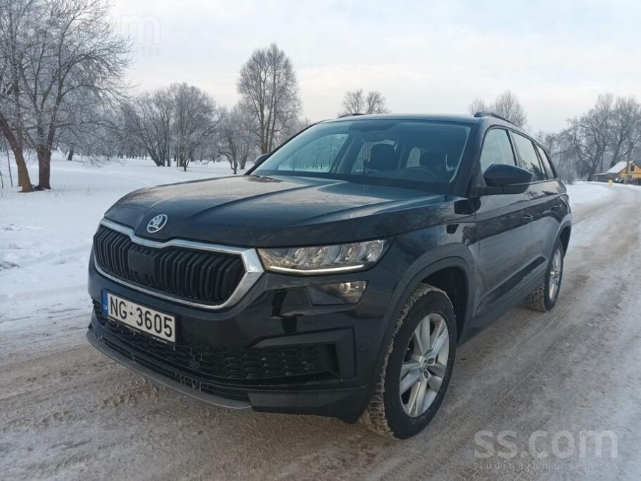Черный Шкода Kodiaq 2022 в Рига, объемом двигателя 1.50 л и пробегом 70 тыс. км за 24000 €, фото 1 на AUTOMOTO.COM.LV