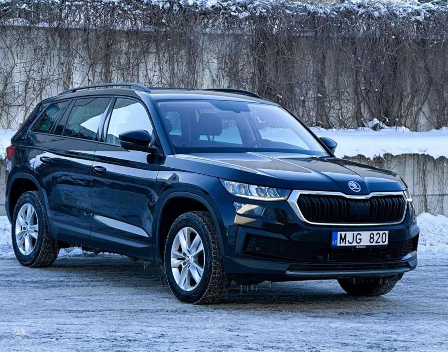 Черный Шкода Kodiaq 2022 в Вильнюс, объемом двигателя 1.50 л и пробегом 108 тыс. км за 24500 €, фото 3 на AUTOMOTO.COM.LV