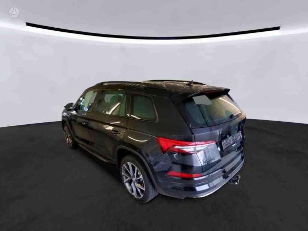 Melns Skoda Kodiaq 2022 Viļņa, ar dzinēja tilpumu 1.97 L un nobraukumu 212 tūkst. km par 27300 €, foto 2 vietnē AUTOMOTO.COM.LV