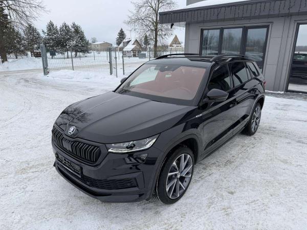 Melns Skoda Kodiaq 2022 Šauļi, ar dzinēja tilpumu 1.50 L un nobraukumu 154 tūkst. km par 27818 €, foto 7 vietnē AUTOMOTO.COM.LV