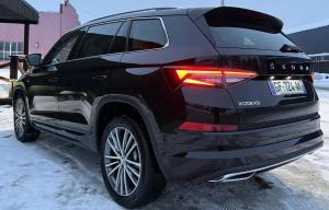 Black Skoda Kodiaq 2022 in Kaunas, with an engine capacity of 1.97 L and mileage of 270 thousand km for 23999 €, photo 9 on AUTOMOTO.COM.LV