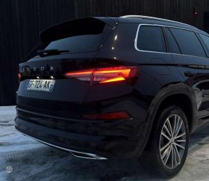 Black Skoda Kodiaq 2022 in Kaunas, with an engine capacity of 1.97 L and mileage of 270 thousand km for 23999 €, photo 12 on AUTOMOTO.COM.LV