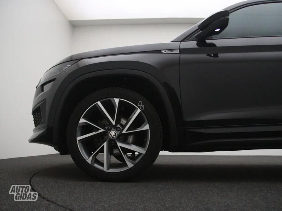 Black Skoda Kodiaq 2022 in Vilnius, with an engine capacity of 1.50 L and mileage of 163 thousand km for 27499 €, photo 28 on AUTOMOTO.COM.LV
