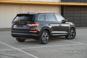 Black Skoda Kodiaq 2022 in Tartu, with an engine capacity of 2.00 L and mileage of 183 thousand km for 29500 €, photo 4 on AUTOMOTO.COM.LV