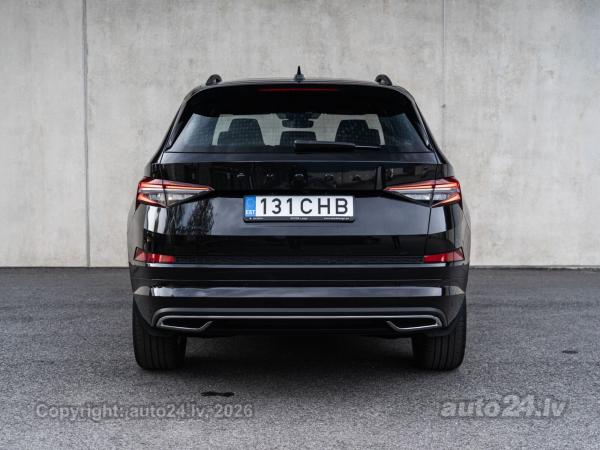 Black Skoda Kodiaq 2022 in Tallinn, with an engine capacity of 1.50 L and mileage of 67 thousand km for 32900 €, photo 6 on AUTOMOTO.COM.LV