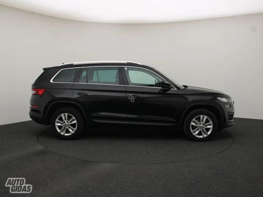 Black Skoda Kodiaq 2022 in Vilnius, with an engine capacity of 2.00 L and mileage of 212 thousand km for 21999 €, photo 10 on AUTOMOTO.COM.LV