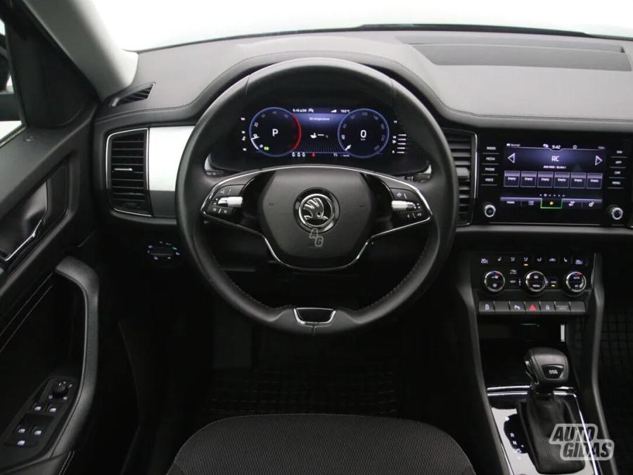 Black Skoda Kodiaq 2022 in Vilnius, with an engine capacity of 2.00 L and mileage of 212 thousand km for 21999 €, photo 18 on AUTOMOTO.COM.LV
