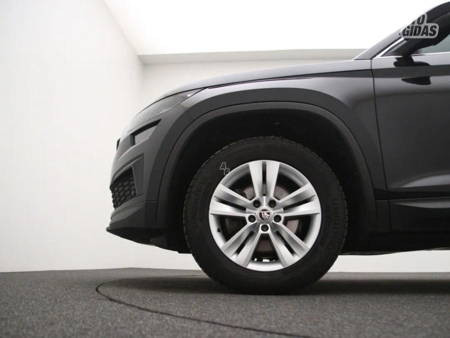 Black Skoda Kodiaq 2022 in Vilnius, with an engine capacity of 2.00 L and mileage of 212 thousand km for 21999 €, photo 29 on AUTOMOTO.COM.LV