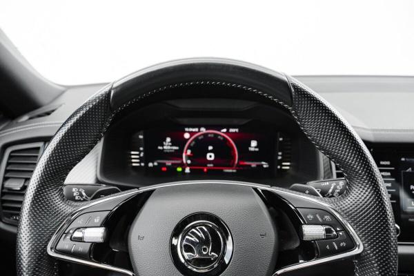 Melns Skoda Kodiaq 2022 Rīga, ar dzinēja tilpumu 2.00 L un nobraukumu 160 tūkst. km par 27950 €, foto 10 vietnē AUTOMOTO.COM.LV